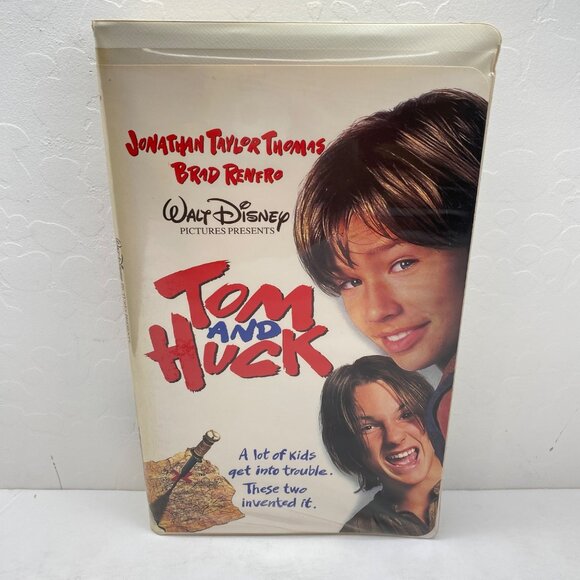 Media | Vintage Walt Disney Tom Huck Vhs Tape Clamshell Case Taylor ...